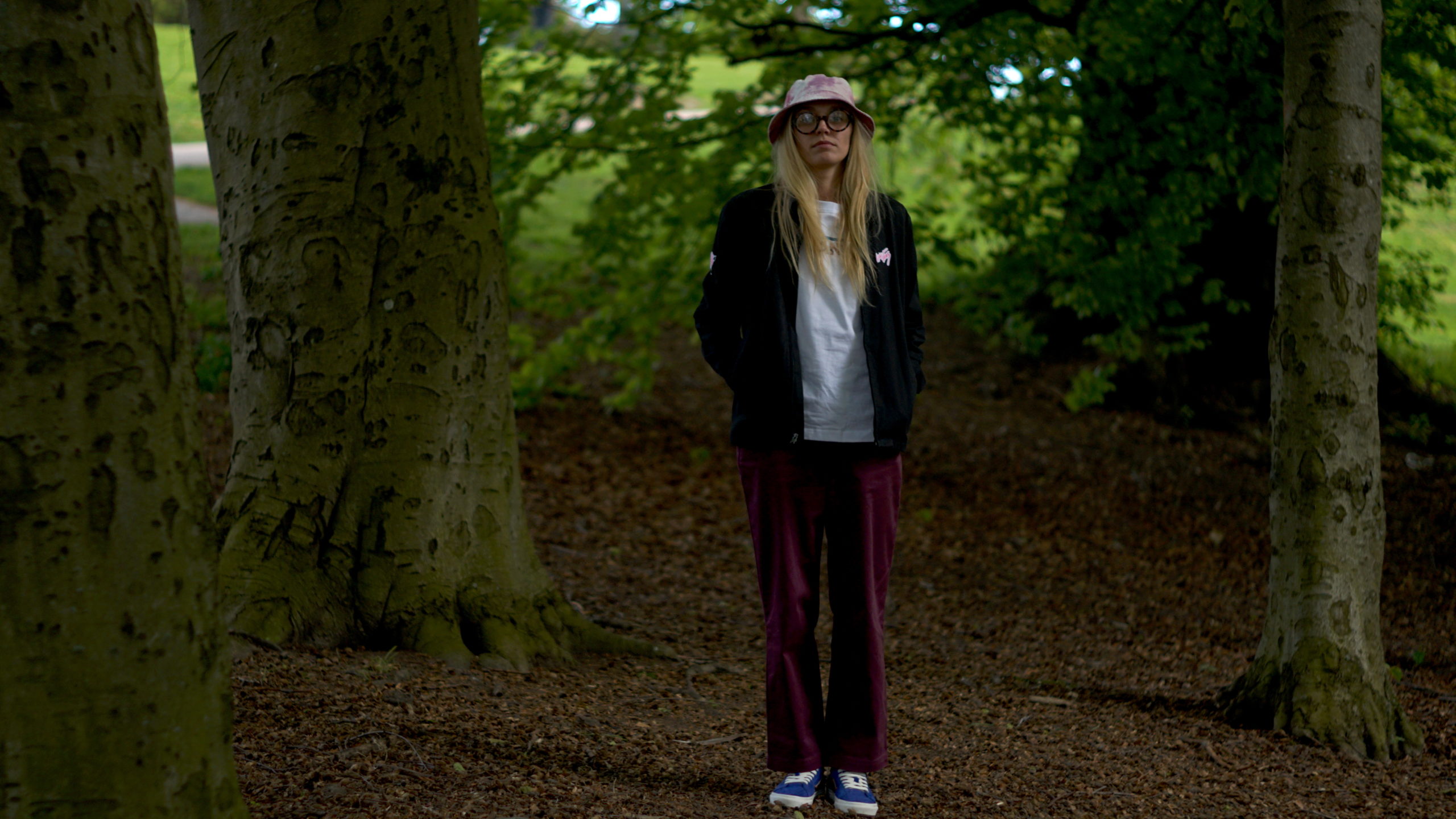 Karolinski fra Sogn og Fjordane er ute med en nesten perfekt techno ...