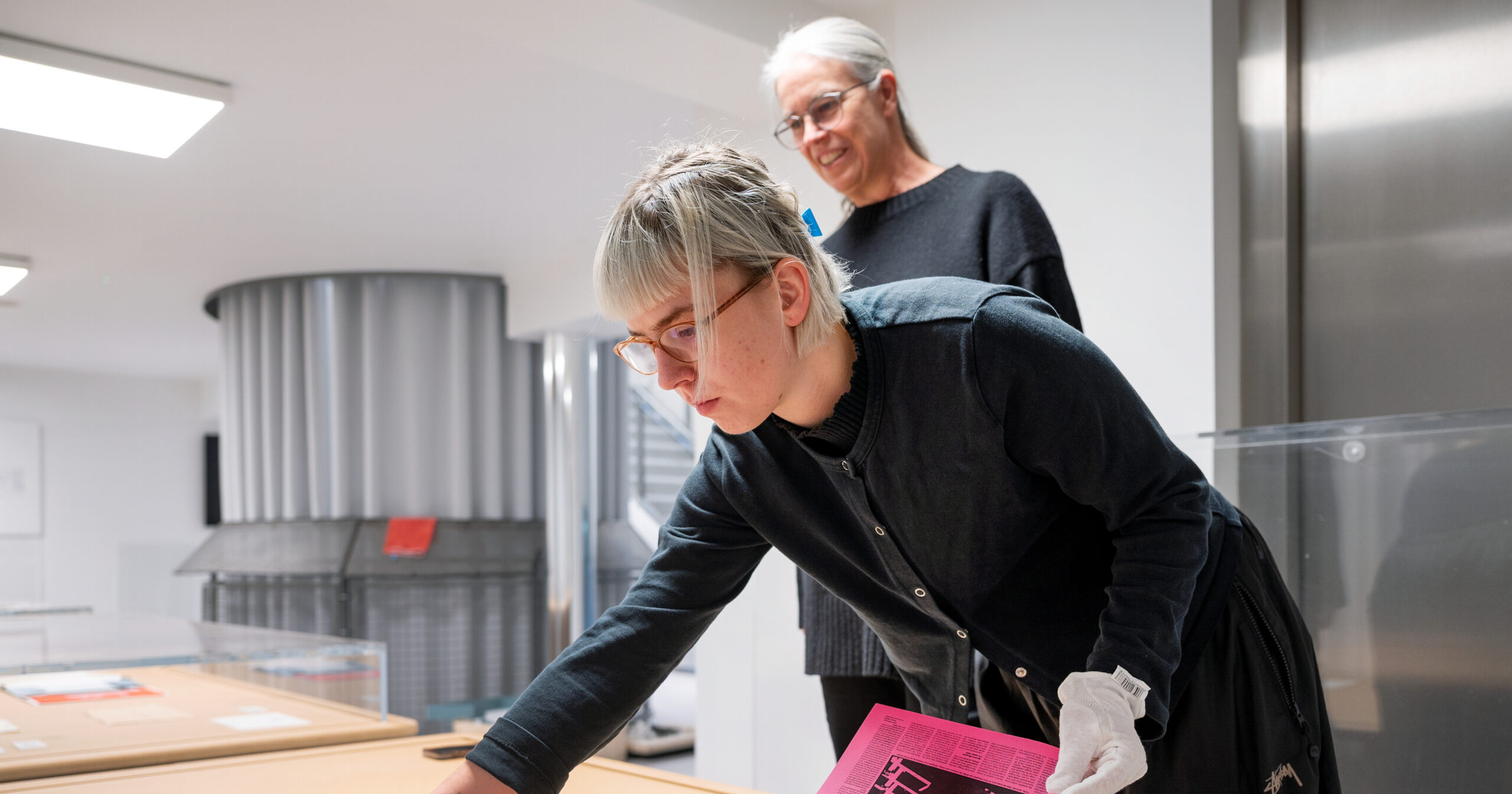 Nå åpner Norges – og verdens – første motebibliotek | Subjekt