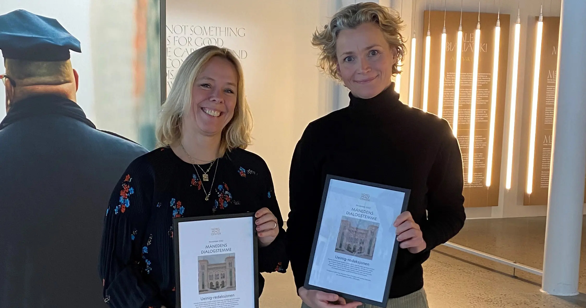 «Ueinig» får dialog-utmerkelse | Subjekt