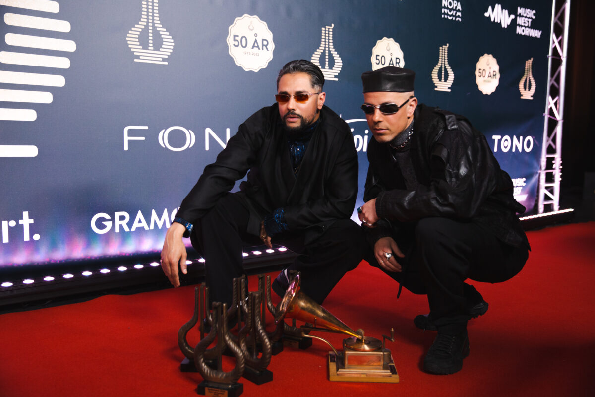 Hederspris til Karpe | Subjekt