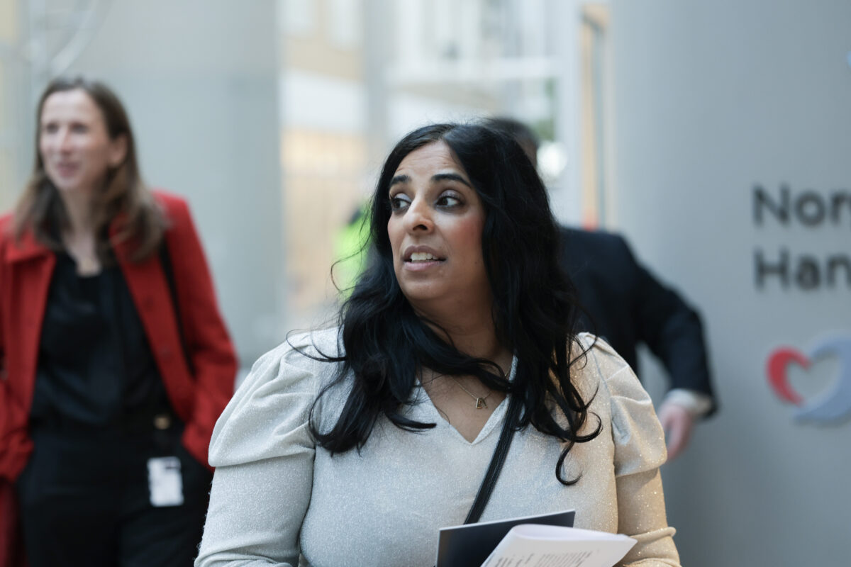 Én gruppe er spesielt kritisk til media og styresmakter. Det ser ...