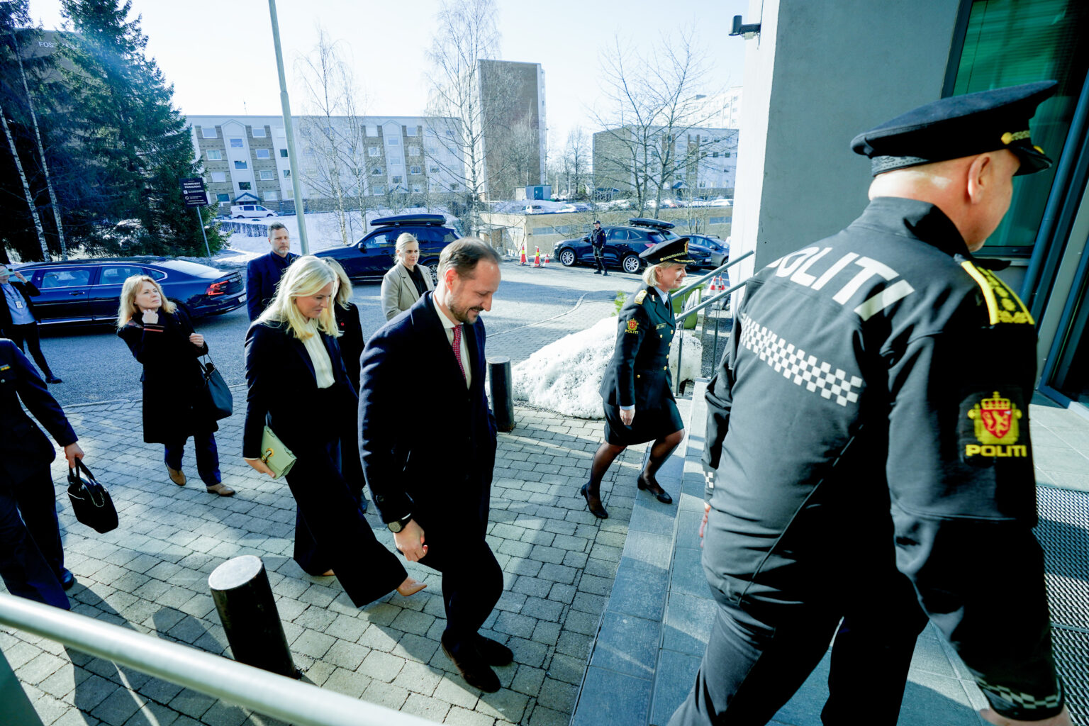 Omstridt Max Manus-statue skal flyttes fra festningen | Subjekt